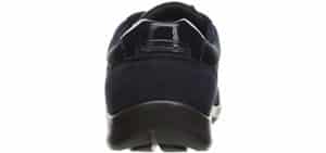 The Best Travel Shoes - Editors' Choice (April 2021) - Top Shoes Reviews
